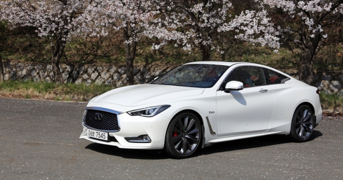 인피니티 Q60S 3.0t 시승기 | 글로벌오토뉴스