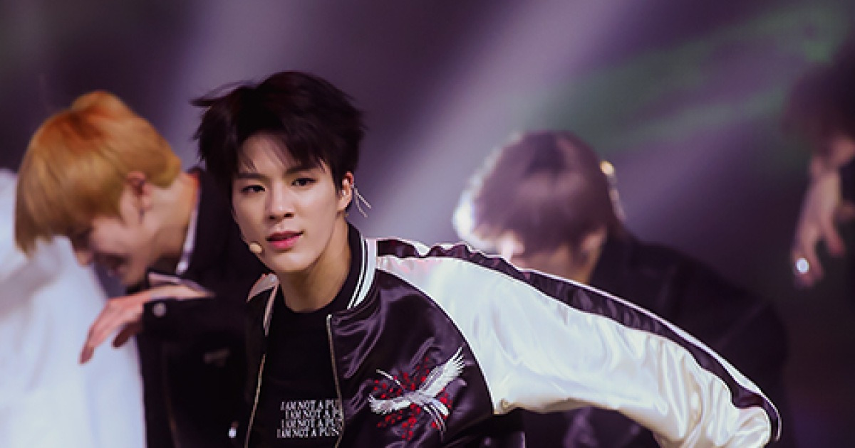 [bnt포토] NCT 2018 제노 '격한 몸짓에도 완벽한 잘생김'