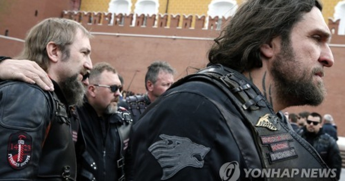 RUSSIA NIGHT WOLVES TOUR