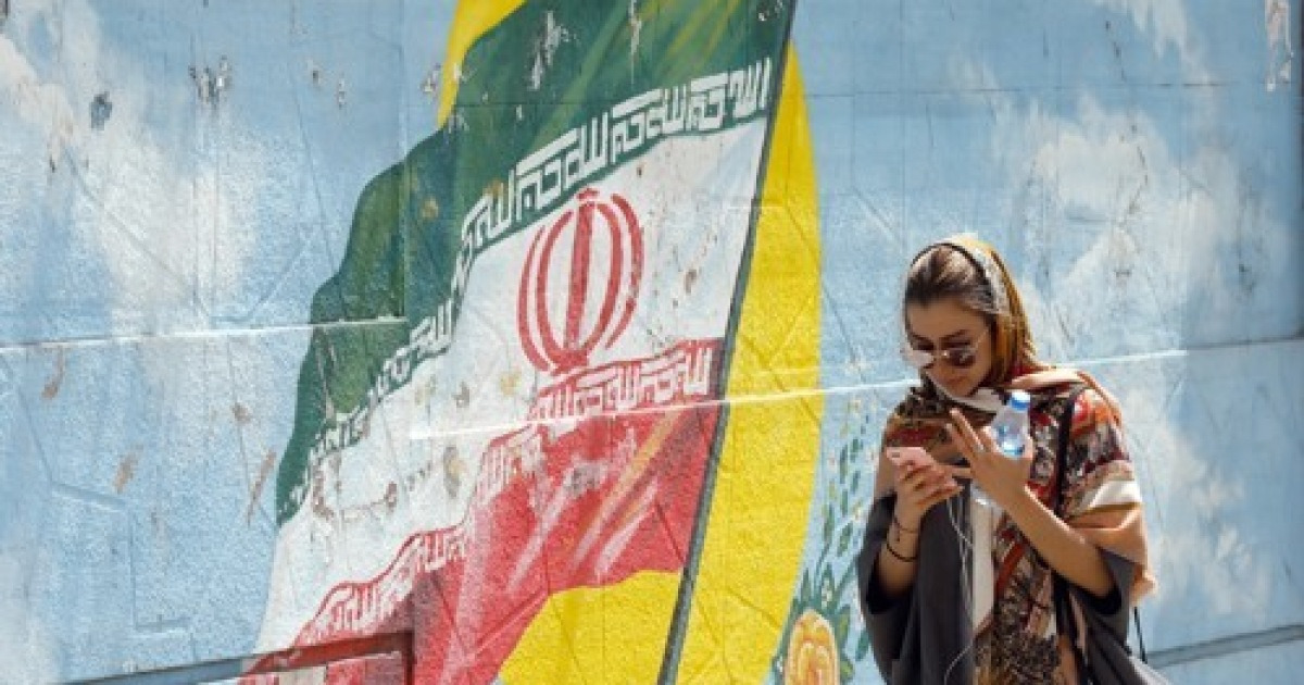 IRAN SOCIAL MEDIA