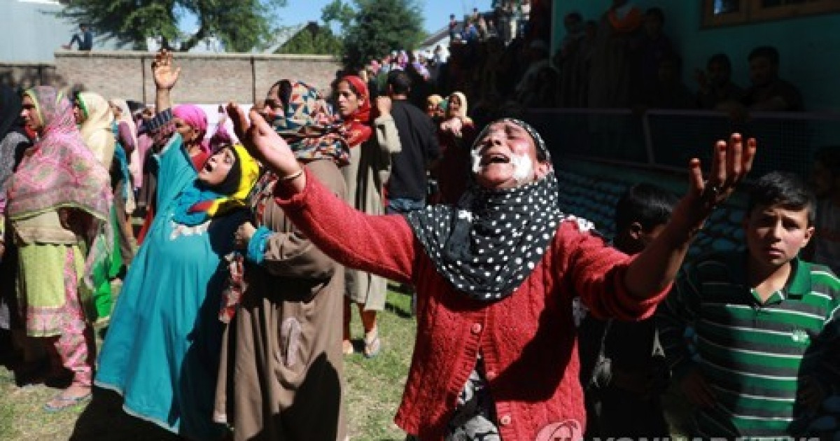 INDIA KASHMIR GUN FIGHT