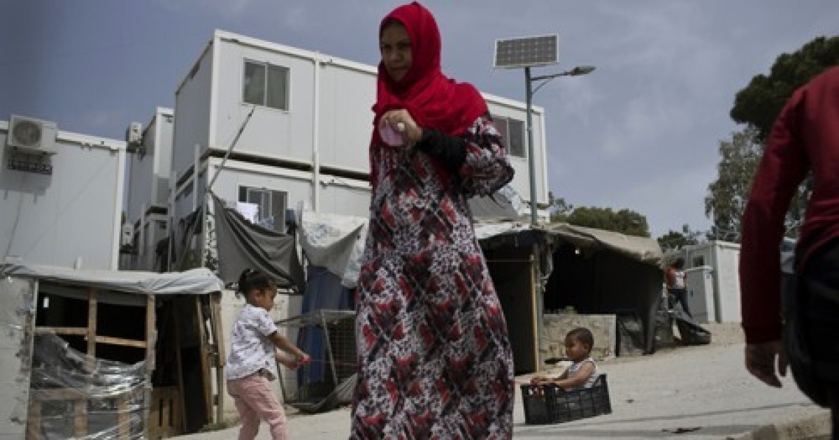 Greece Migrants Angry Island