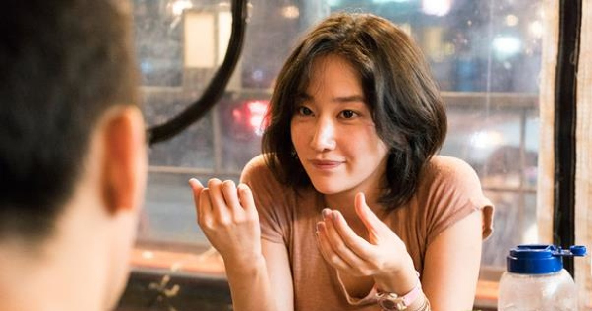 [버닝②] 전종서 반라 半裸 파격 노출 관객 울린 독백
