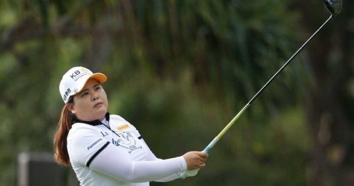 박인비, KLPGA투어 첫 우승..20번 도전 끝에 거둔 '값진 승리'