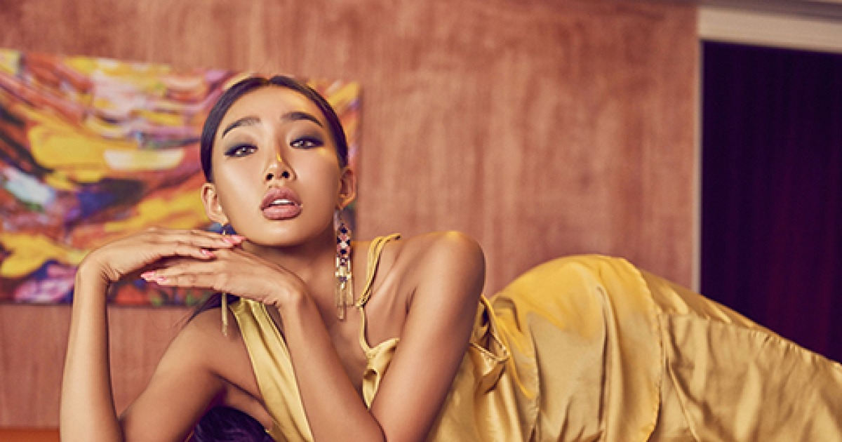 [bnt화보] 문가비 "몸매-얼굴 포토샵 절대 안 해, 가짜 모습에 만족하기 싫어"