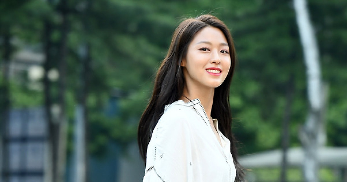 [포토엔HD] AOA 설현 '시원시원한 8등신 초미니 각선미'