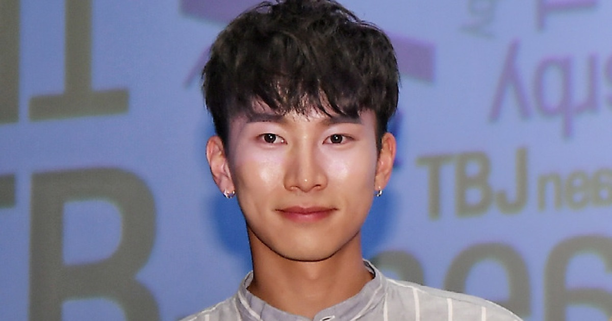 [포토엔HD] 비투비(BTOB) 서은광 '햇살같은 꽃미소'