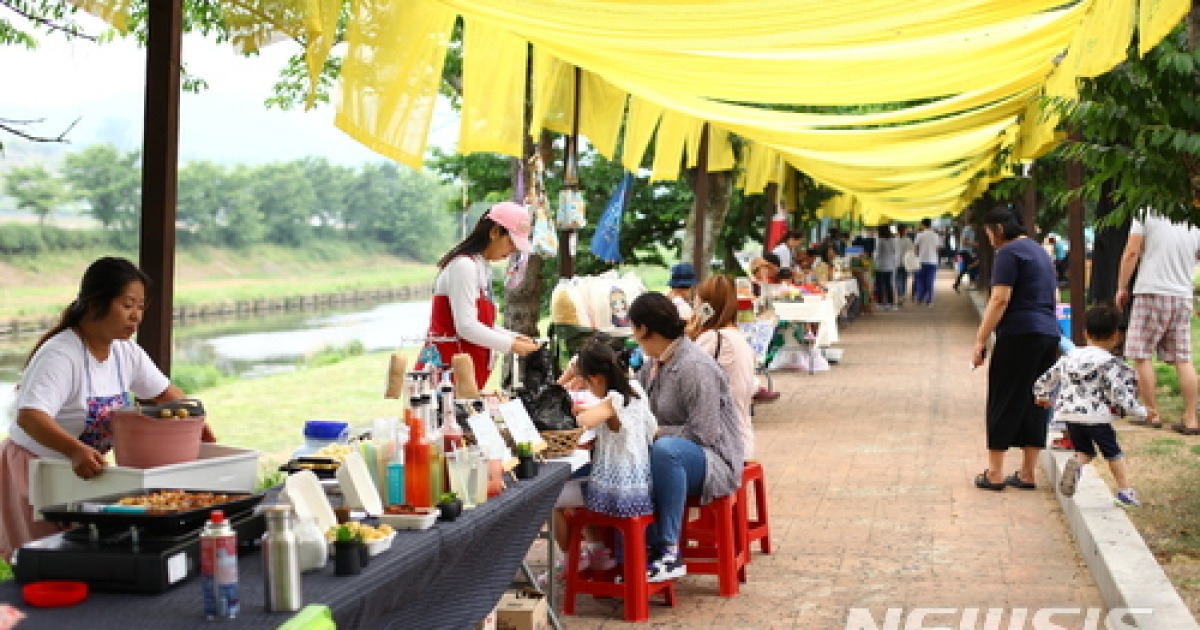 곡성 기차당 뚝방마켓, 개장 3년 3억 매출 눈앞