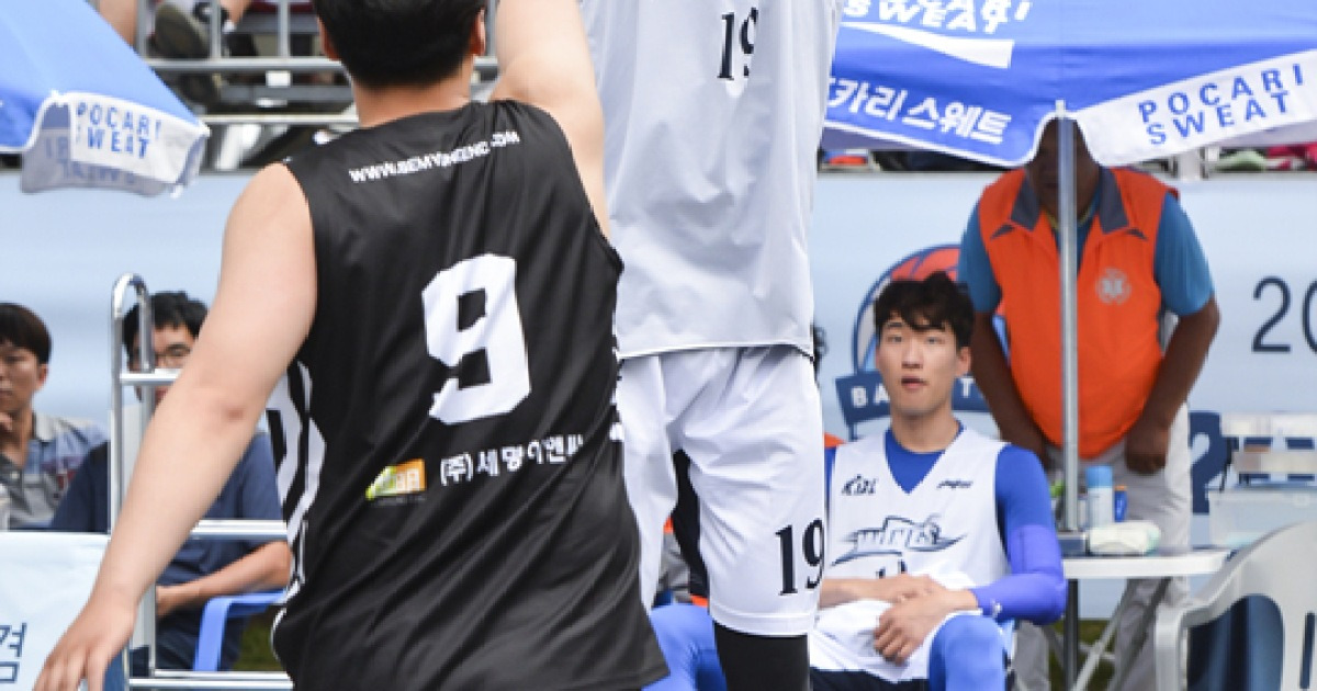[JB포토] KBL WINDS 양홍석 '나도 2점 슛으로'