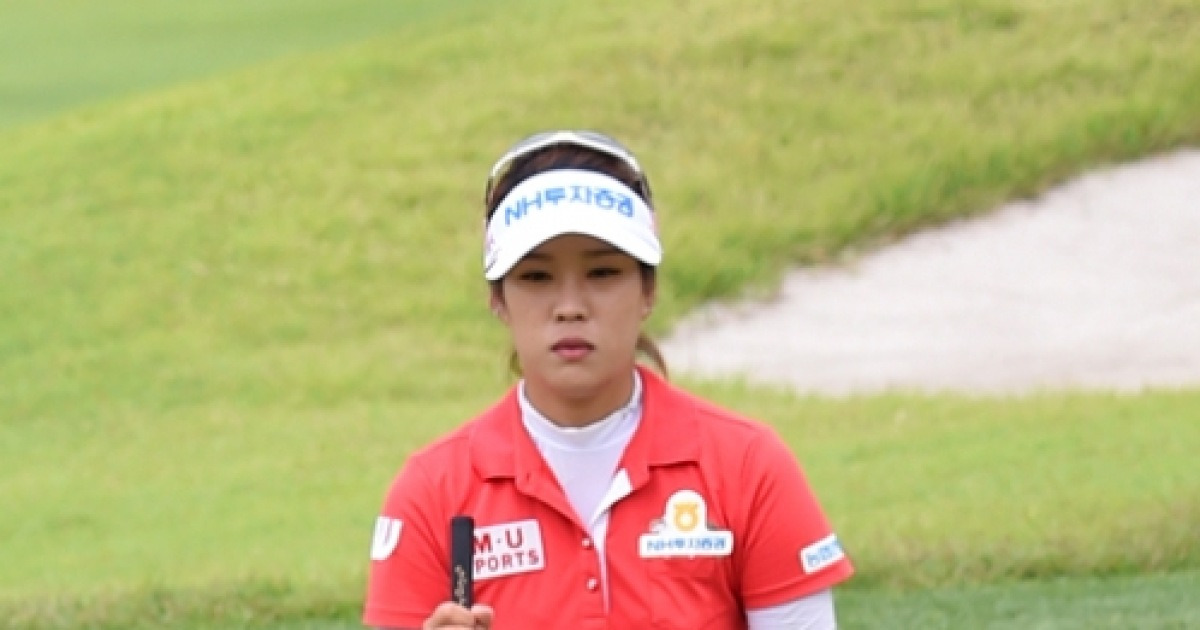 [KLPGA] 버디만 8개 이승현, 54홀 노보기 우승..통산 7승째