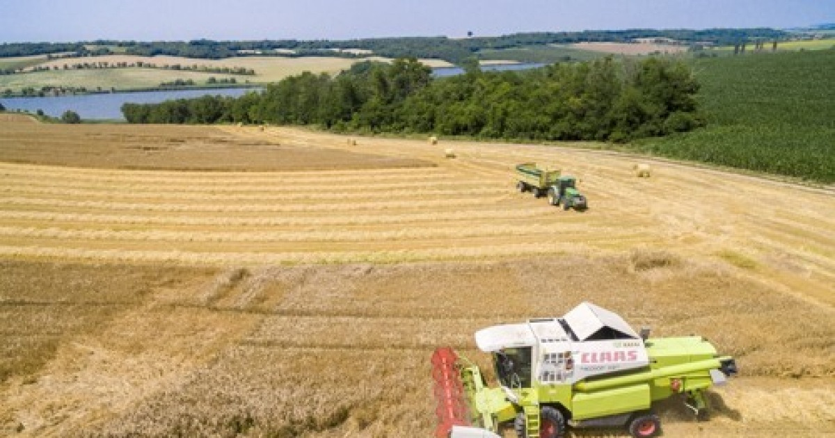 HUNGARY HARVEST AGRICULTURE