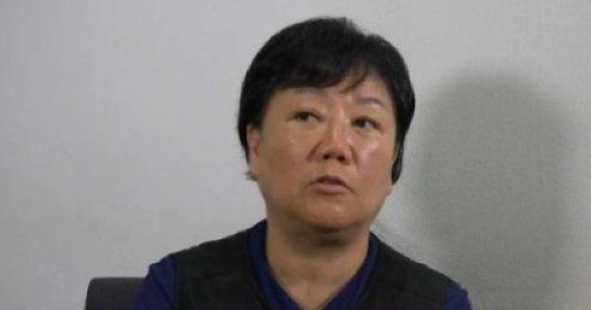 장윤정 엄마 육 씨 4억원 사기혐의 구속 거센 비난 여론