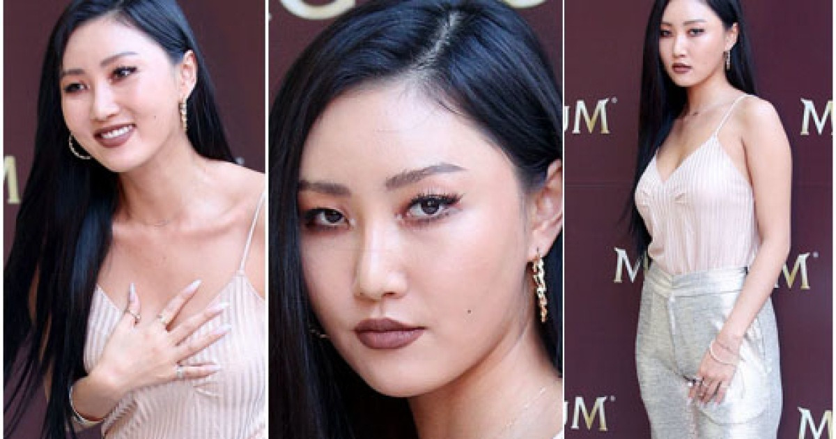 [bnt포토+] 화사, 오늘은 곱창언니 아닌 쎈언니로 변신 완료