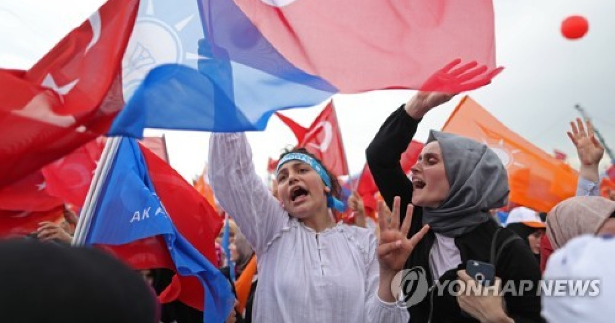TURKEY ELECTIONS ERDOGAN CAMPAIGN