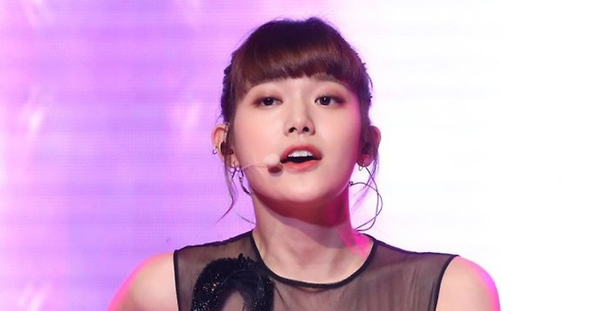 민서 '이즈 후?'