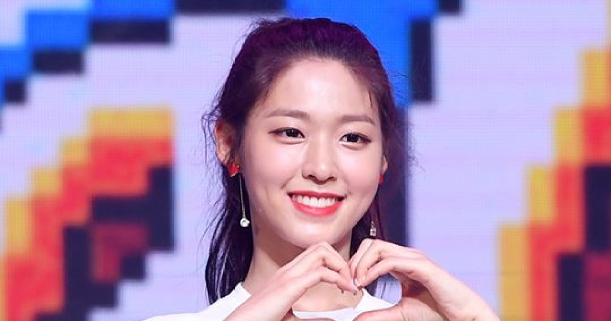 FNC "AOA 설현 합성사진 유포·성희롱 발언, 형사고소 완료" [전문]