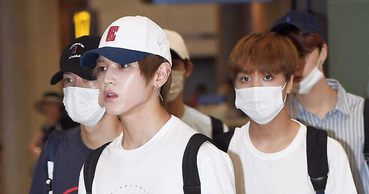 [포토엔HD] NCT127 유타-태용-해찬 '케이콘 마치고 나란히~'