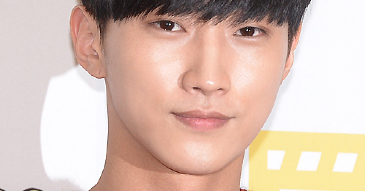 "서로를 믿으면 돼" 소속사 떠난 B1A4 진영, 팬송으로 전한 마음