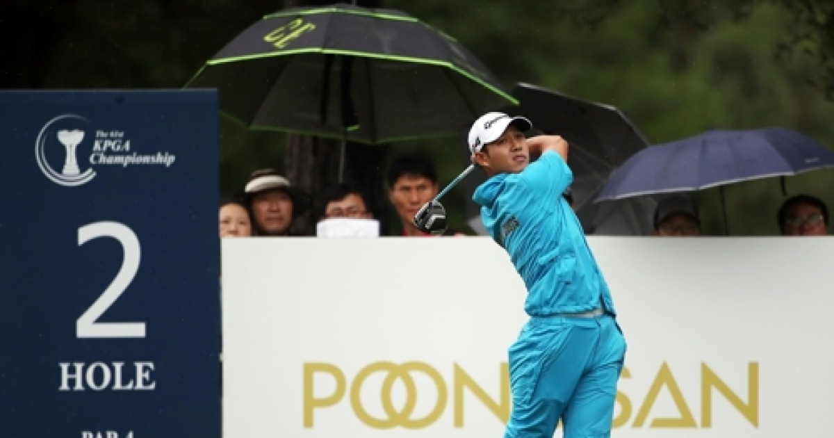 KPGA 6년 무명 문도엽, 생애 첫 우승 눈앞