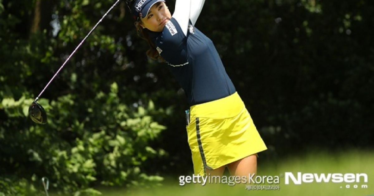 '세계 1위 가자' 유소연, 女PGA 3R 단독선두..박성현 3위