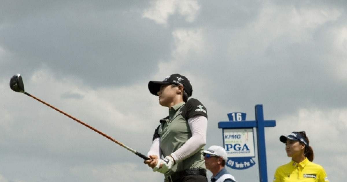 명승부를 펼친 박성현과 유소연 [LPGA KPMG 여자 PGA챔피언십]