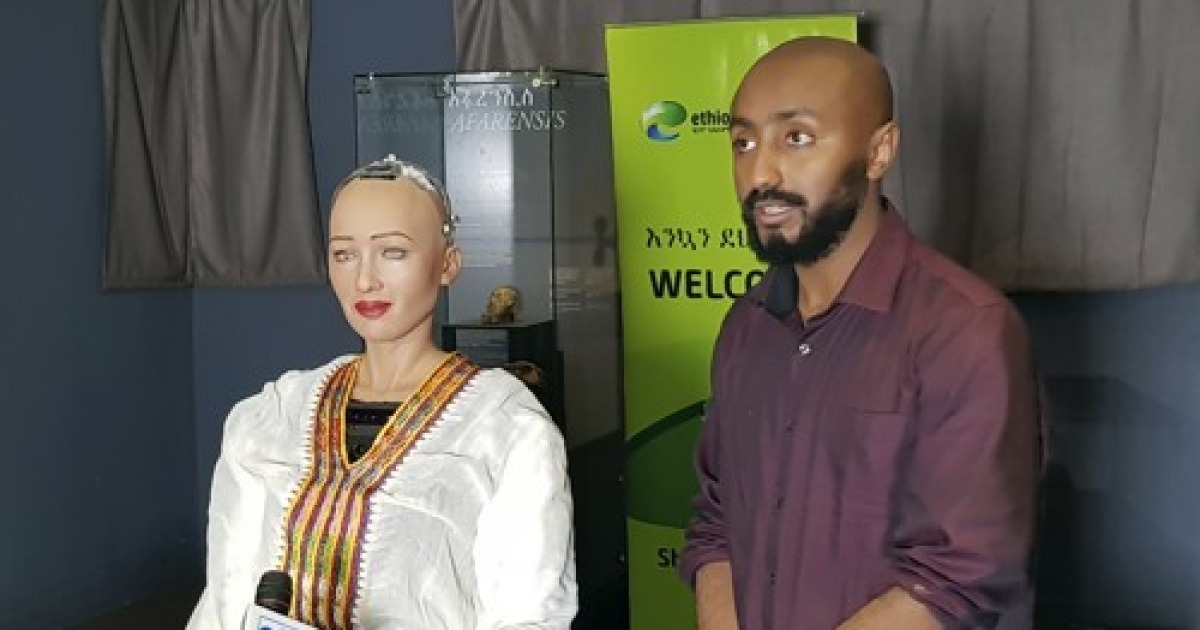 Ethiopia Robot Meets Leader