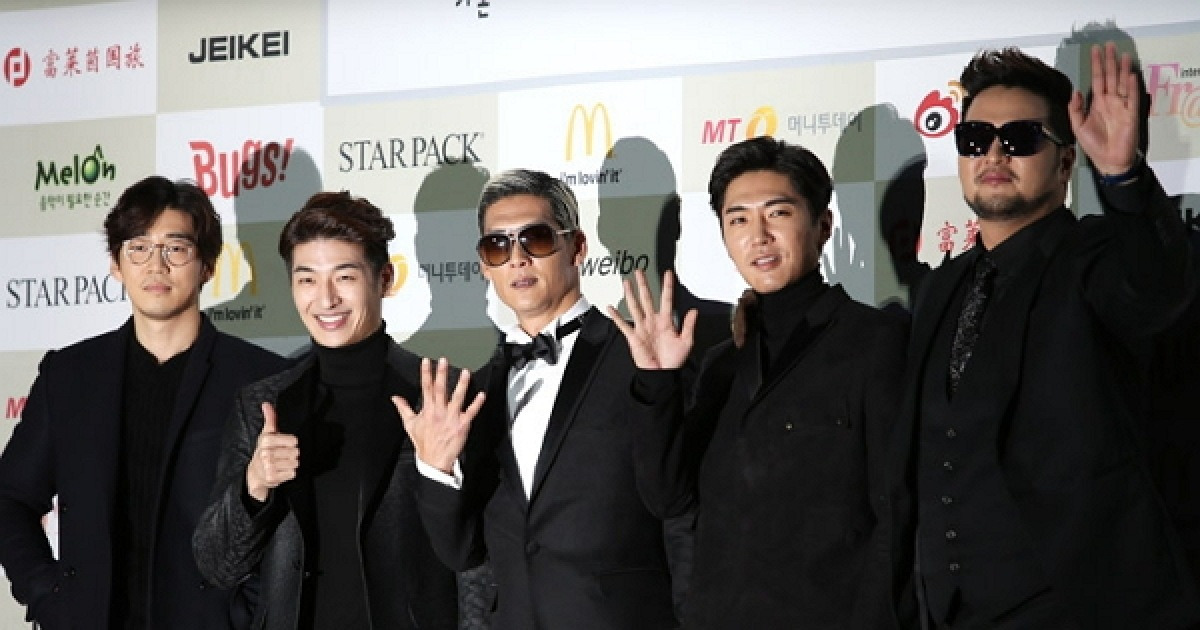 JTBC 측 "god 완전체, '데뷔 20주년' 예능 기획 중"