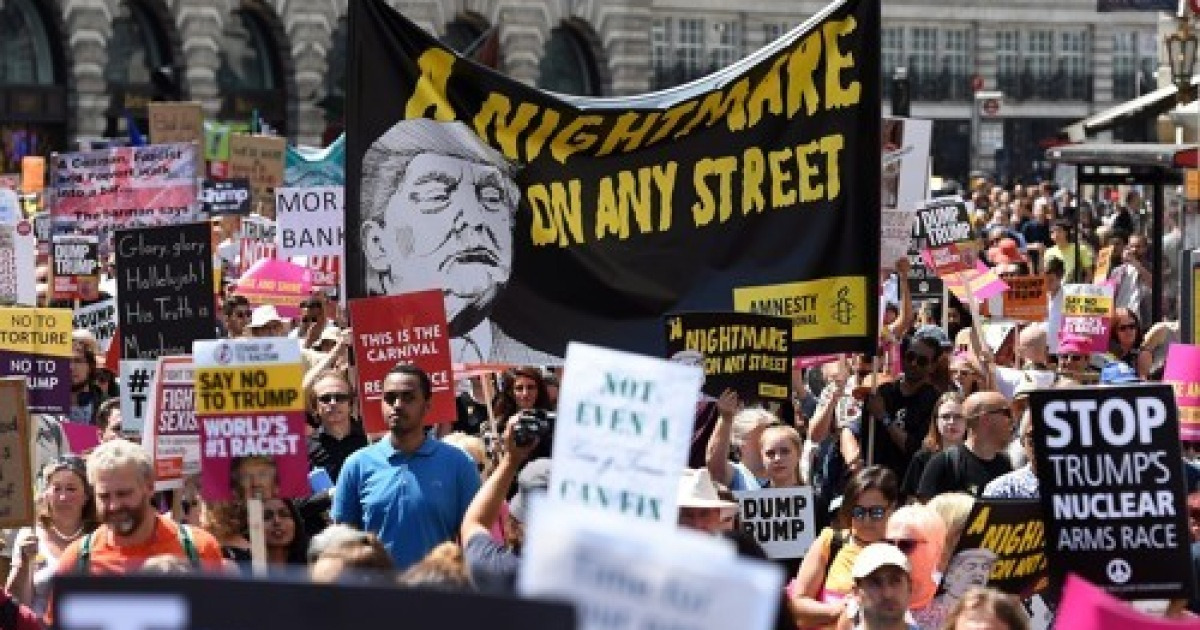 BRITAIN USA DIPLOMACY PROTEST