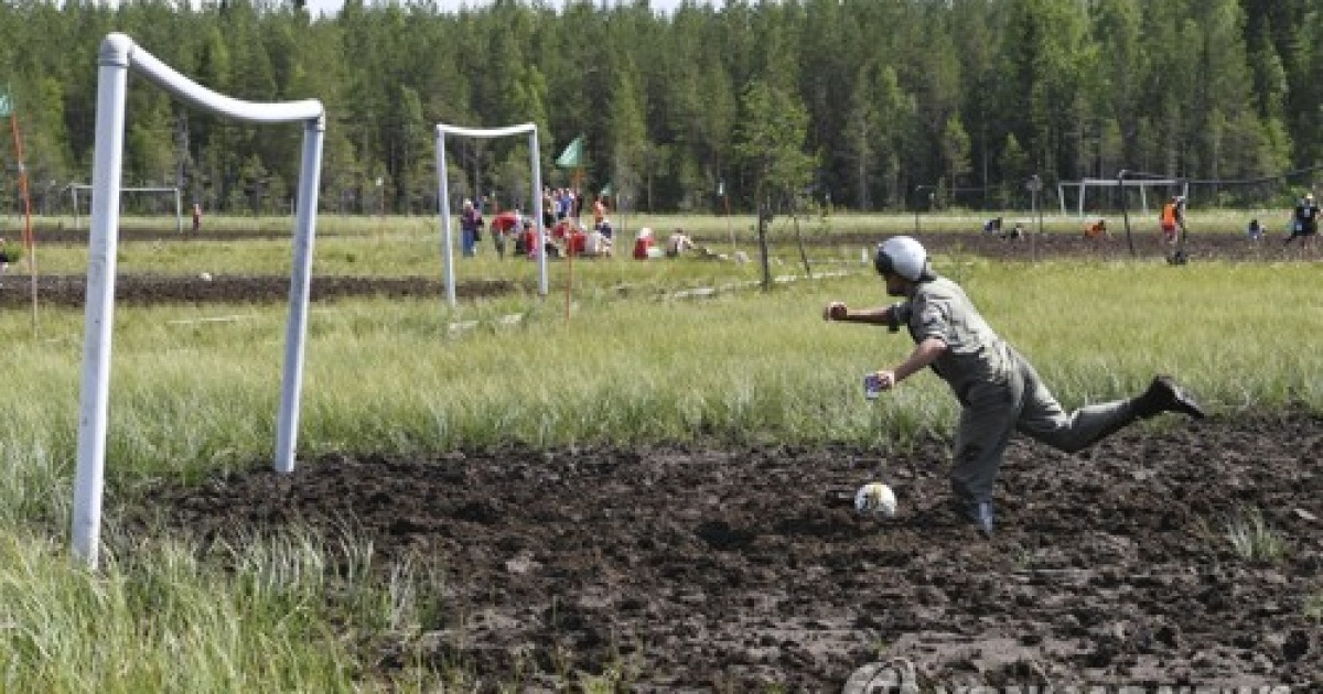 FINLAND SWAMP SOCCER