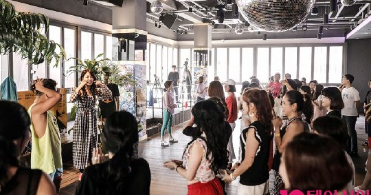 [TEN PHOTO] 안선영과 함께 신나는 줌바클래스