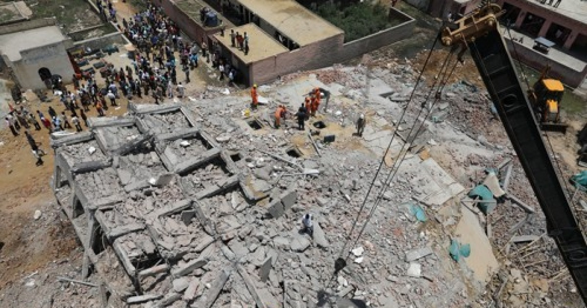 INDIA BUILDING COLLAPSE