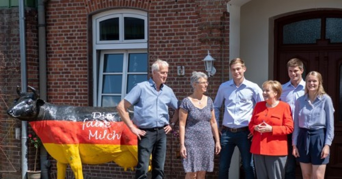 GERMANY MERKEL FARM VISIT