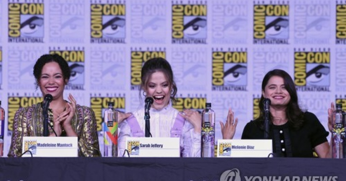 2018 Comic-Con - "Charmed" Panel