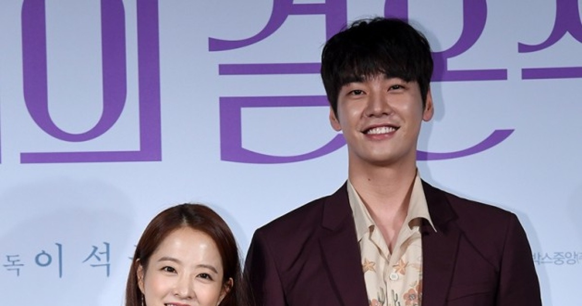 [HK영상] 박보영-김영광, '158 & 187' 29cm 키차이 캐미는 어떨까?