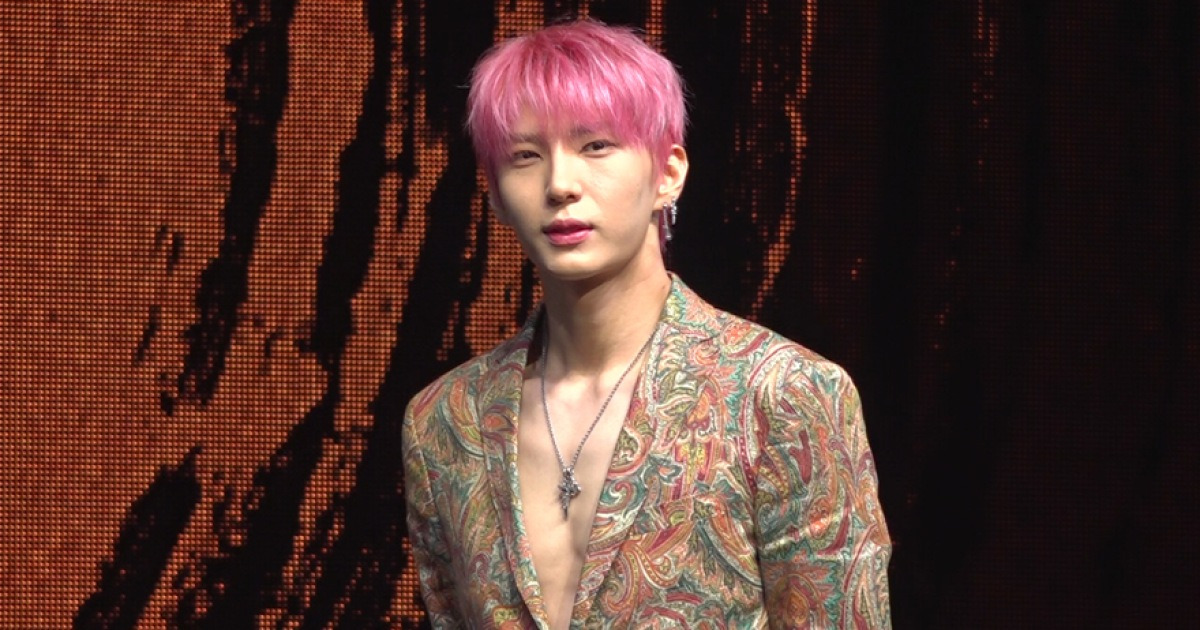 [SS쇼캠] 빅스(VIXX) 레오 "섹시 포인트? 부모님이 잘 낳아주신 몸" (레오 쇼케이스)