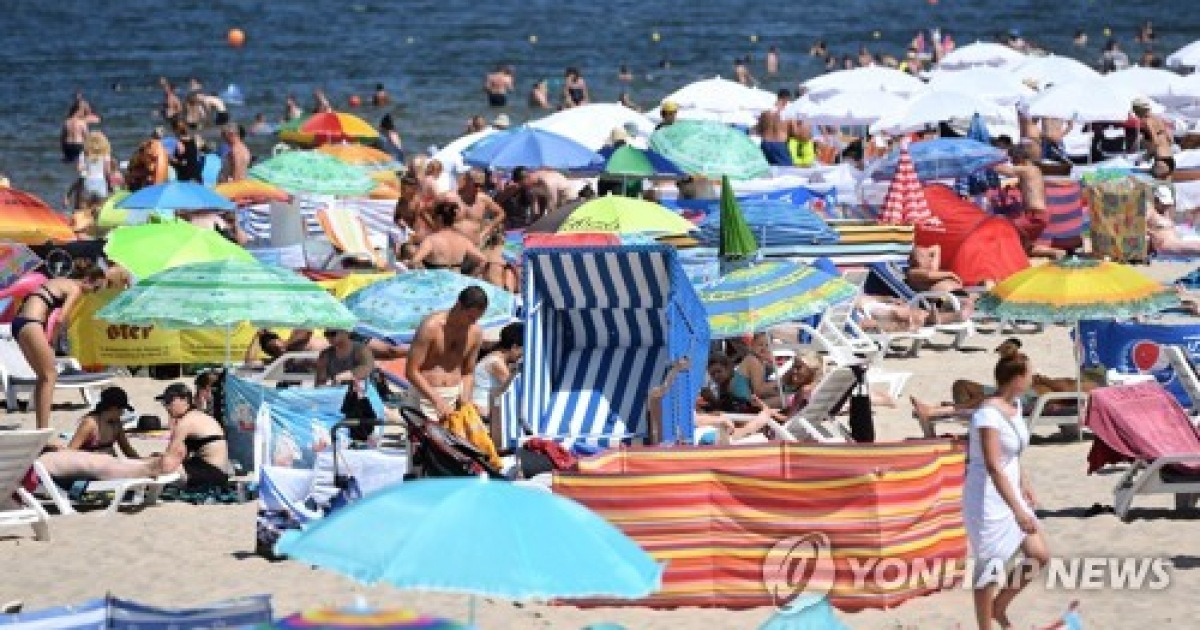 POLAND WEATHER HEAT WAVE