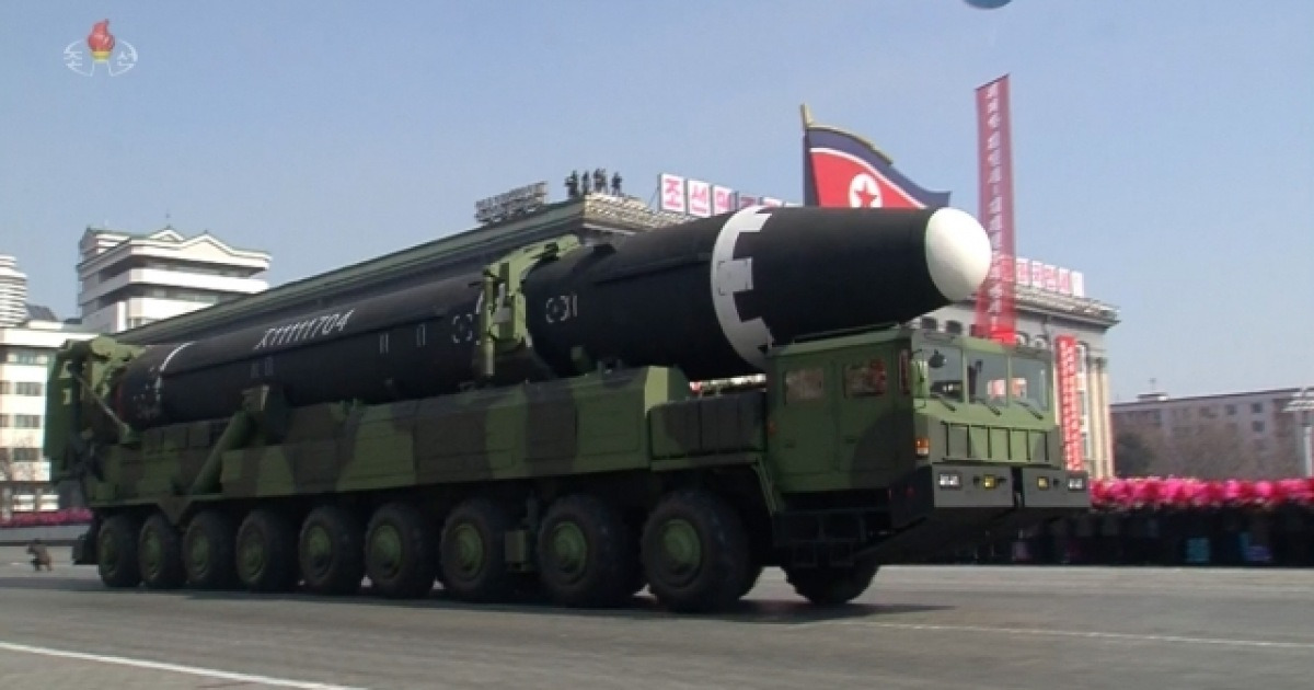 WP "北, 평양 인근 산음동서 ICBM 제조..美정보당국 포착"