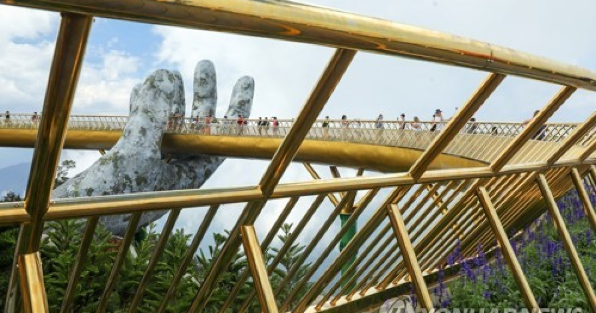 VIETNAM GOLDEN BRIDGE