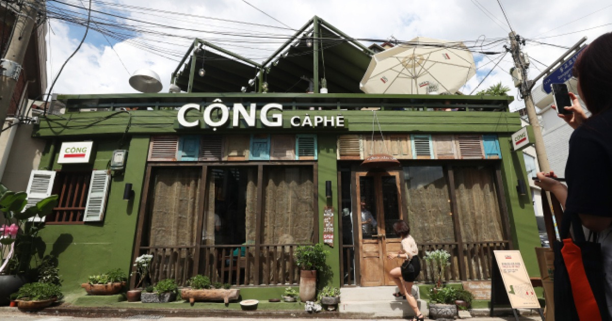 [Photo News] Have a sip of Vietnam in Seoul at Cong Caphe