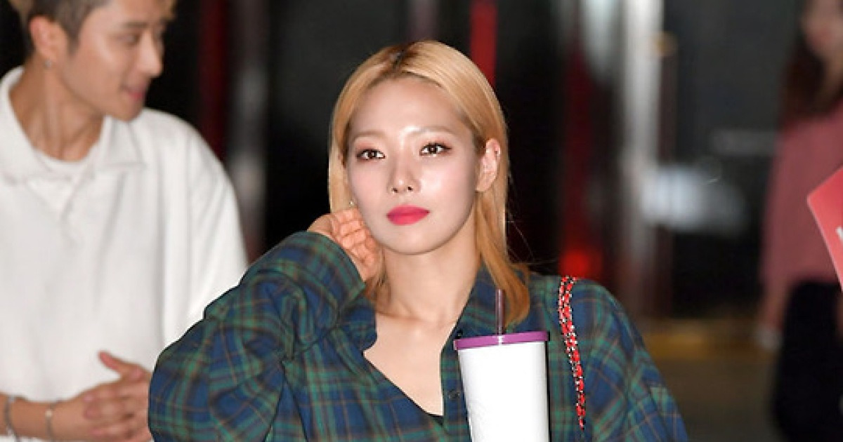 [더쇼 퇴근길]KARD 전소민, 출근길 같은 퇴근길