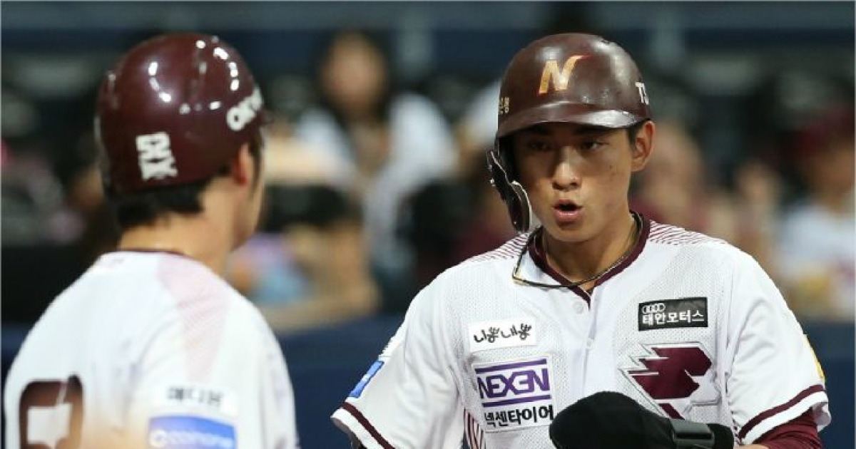'엇갈린 넥센·LG 8월' KBO 순위·AG 명단 다 바꿨다