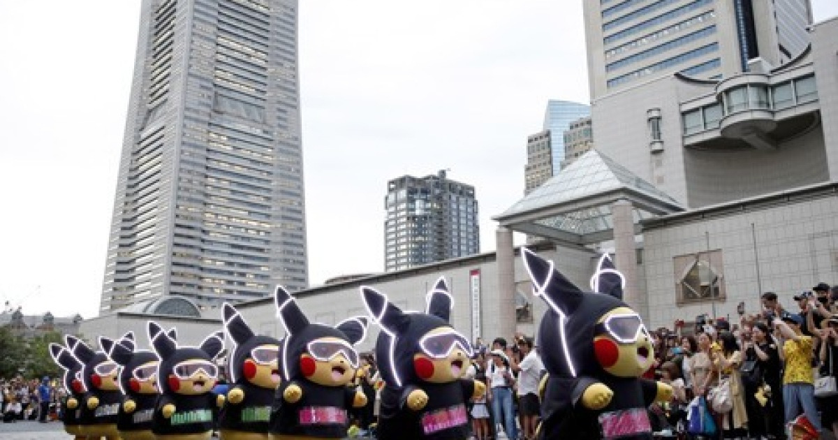 JAPAN PIKACHU PARADE