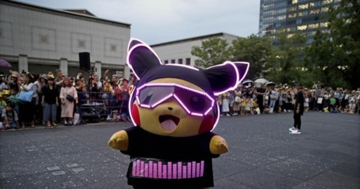 JAPAN PIKACHU PARADE