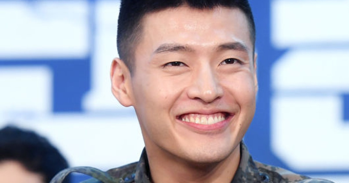 미소 짓는 강하늘 [사진]