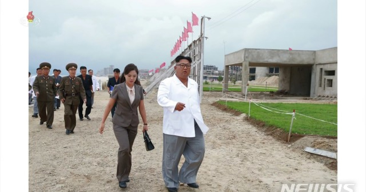 원산갈마 해안관광지구 건설장 현지지도 나선 김정은 국무위원장