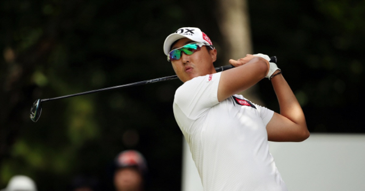 [KPGA 동아회원권 부산오픈 3R] 8년차 변진재 9언더파 공동 선두