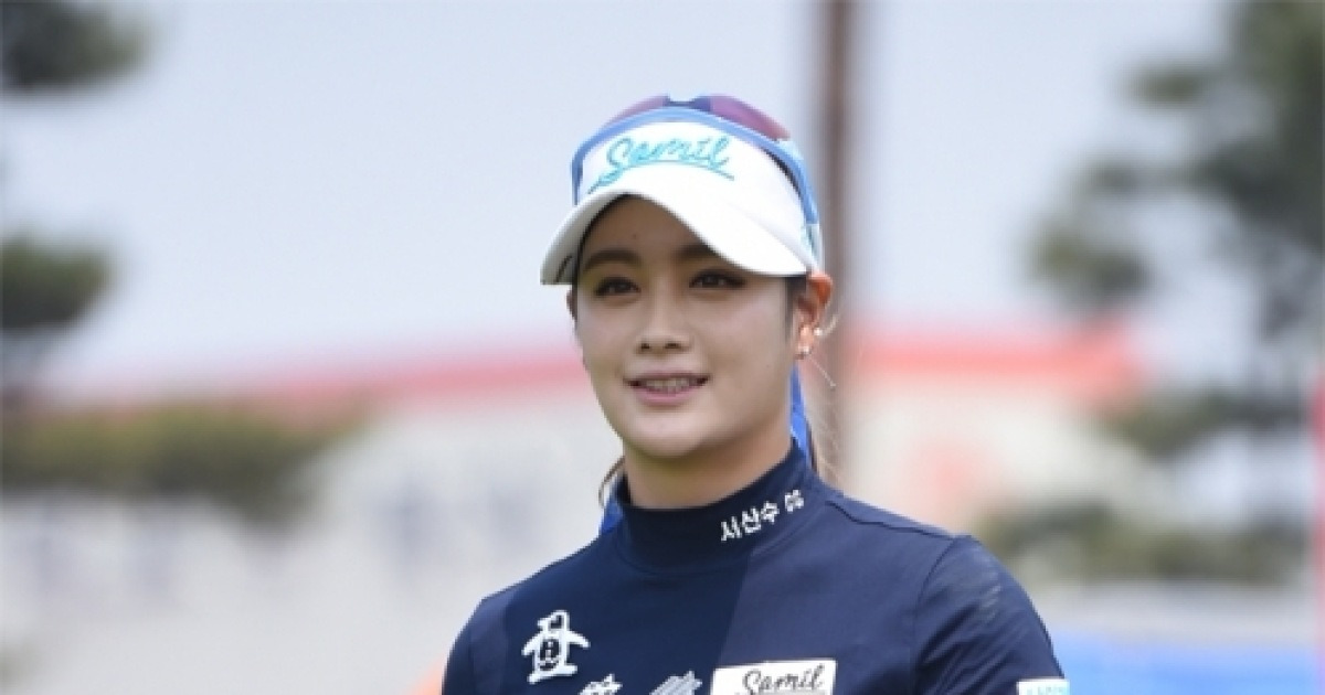 단독1위 박결, 첫 우승에 바짝..오지현·이정은6·최혜진은 맹추격 [KLPGA 보그너·MBN 여자오픈]