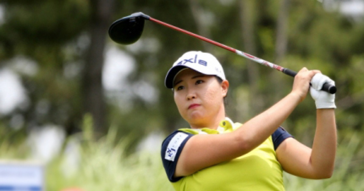 김보아, 연장 끝에 5년만의 첫 우승..이정은6는 준우승 [KLPGA 보그너·MBN 여자오픈]