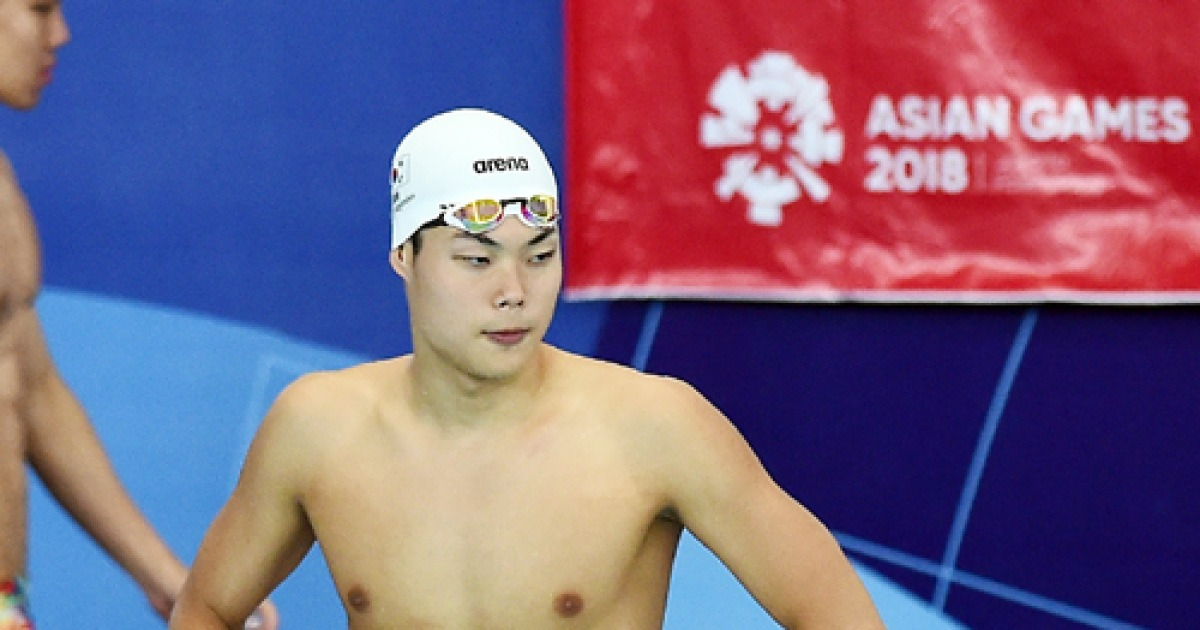 '첫 AG 출전' 이주호, 배영 100m서 깜짝 동메달 획득