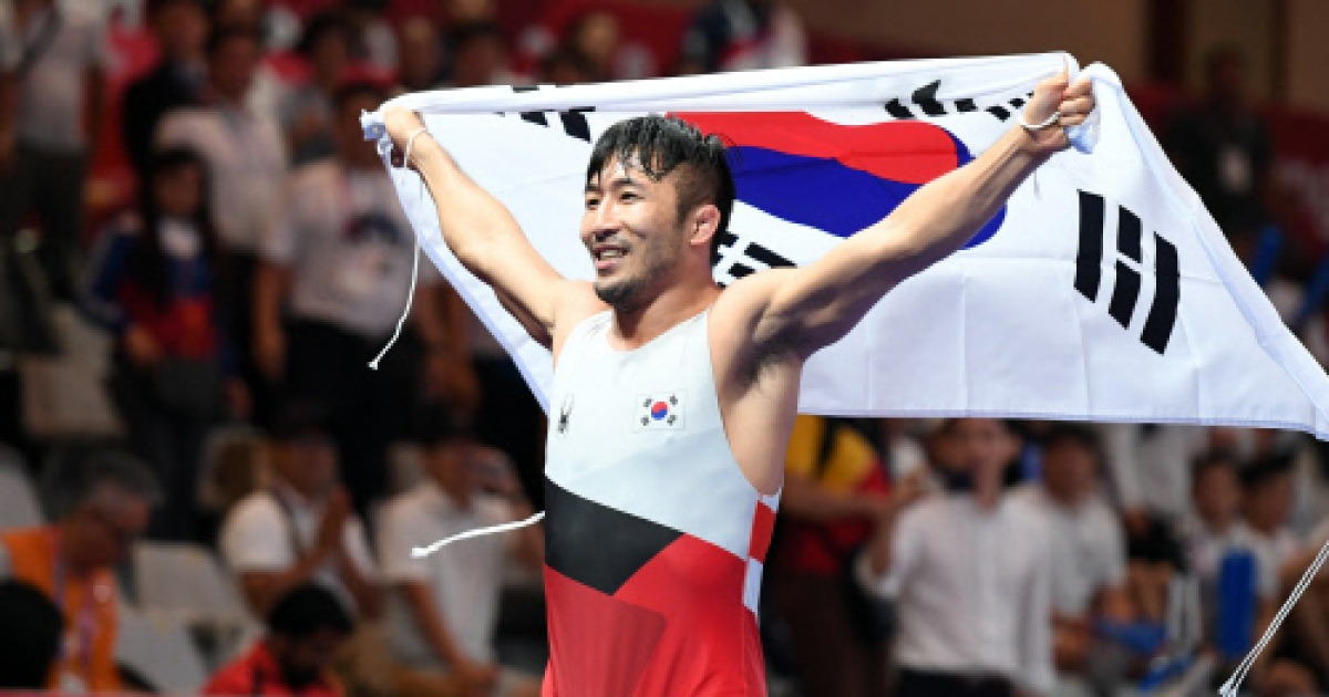 [자카르타AG]류한수, 레슬링 67kg급 金..AG 2연패 달성